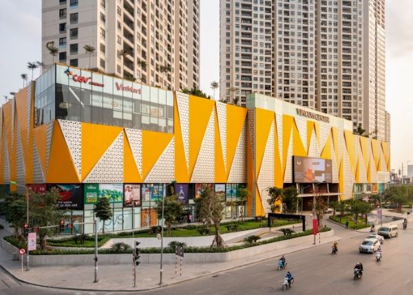 Vincom Trần Duy Hưng và kinh nghiệm mua sắm, ăn uống, giải trí